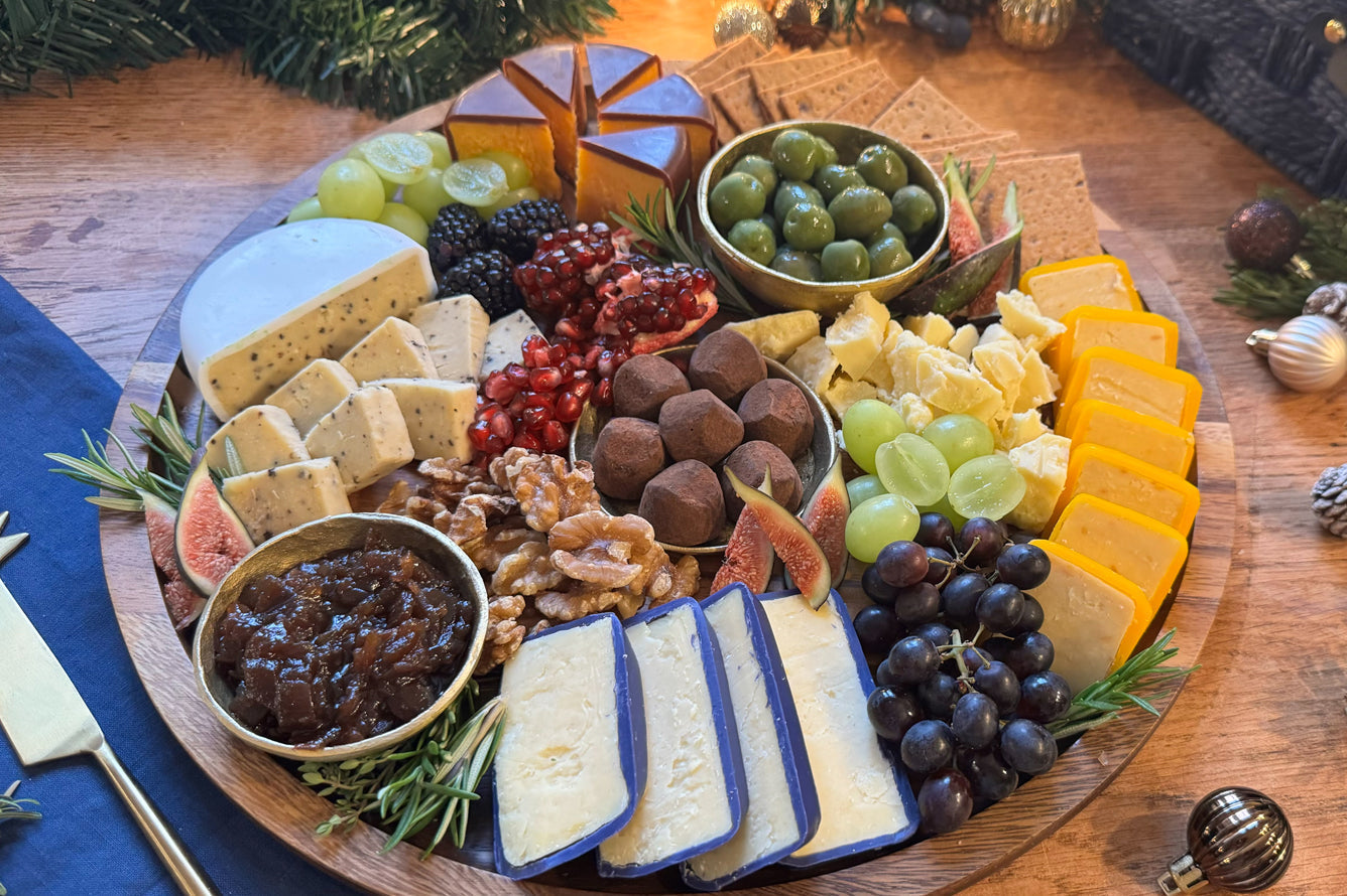 Create The Ultimate Christmas Cheeseboard