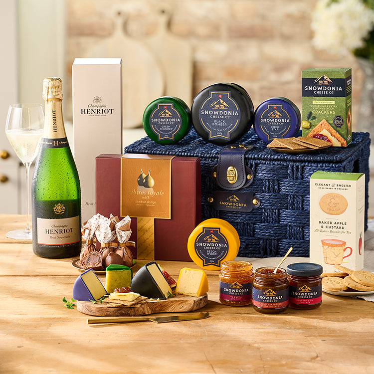 Celebration Hampers | Wedding Gift Hampers | Snowdonia Cheese
